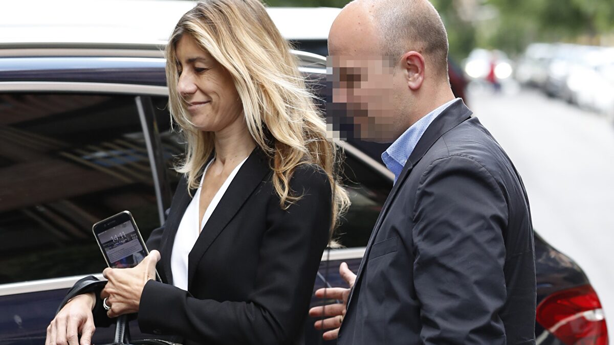 Begoña Gómez se deja ver 26 días después de la toma de posesión de ...