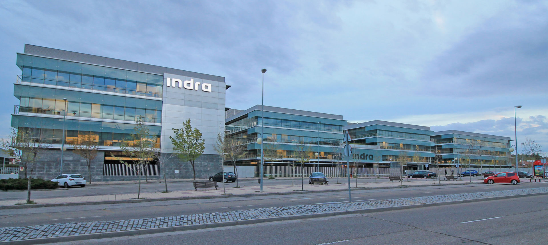 Indra consigue 385 millones del BEI para desarrollar tecnologías ...