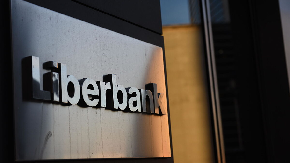 Liberbank se fusiona con Unicaja y crea el quinto banco de España ...