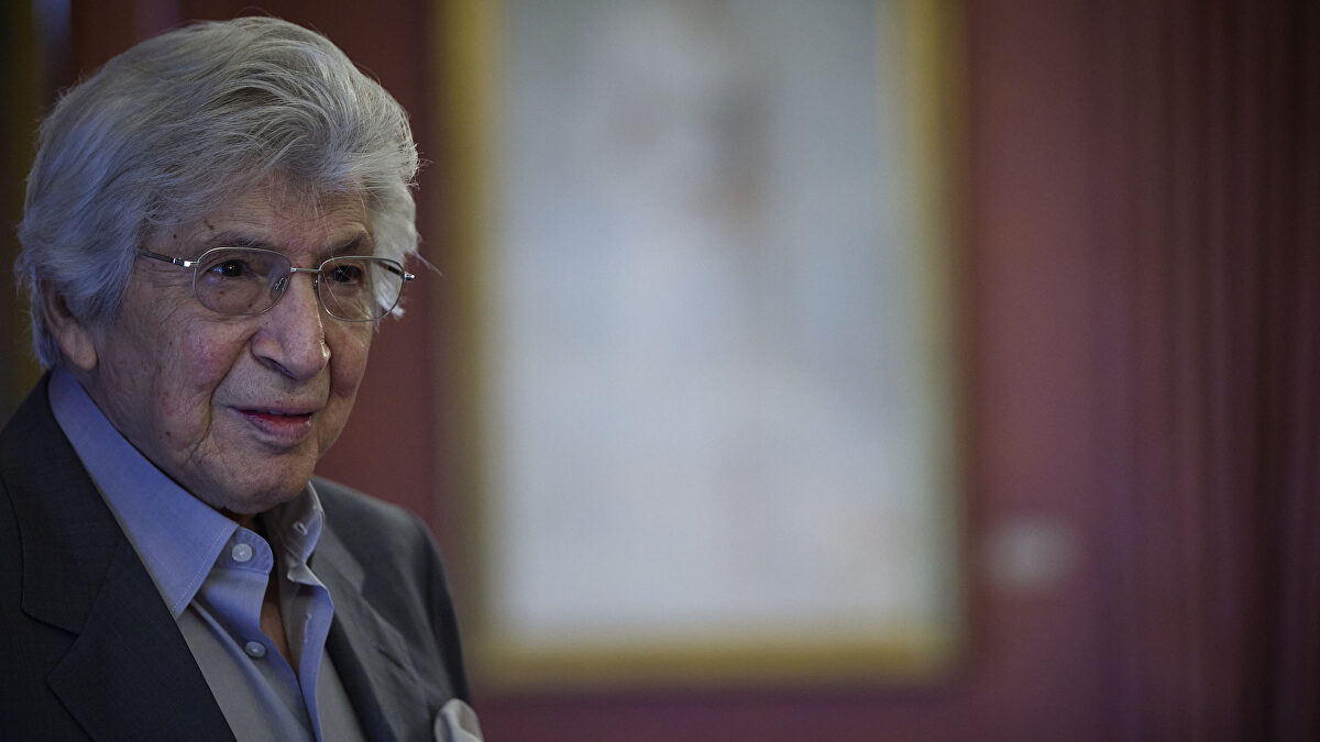 Manuel Alejandro, 93 años: sus grandes canciones de amor inspiradas en su segunda esposa, como ...