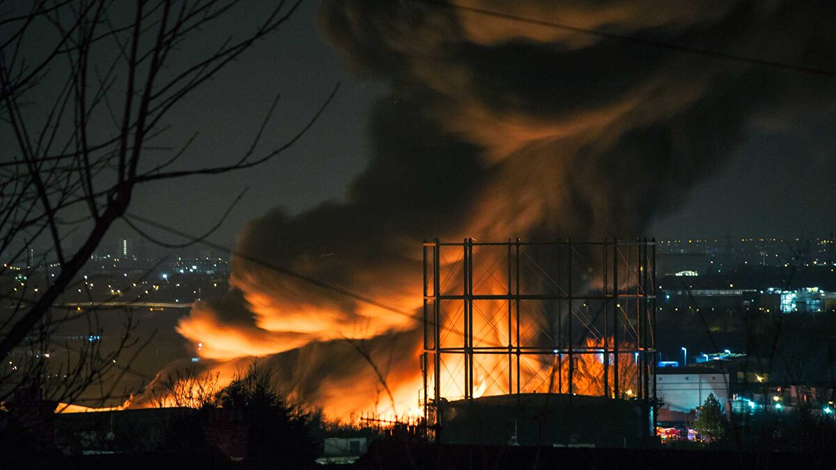 Un rayo provoca una gran explosión en una planta de biogas en Oxford ...