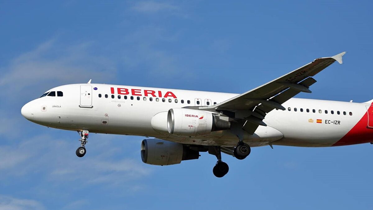 Iberia renueva sus 4 estrellas Skytrax - Libre Mercado