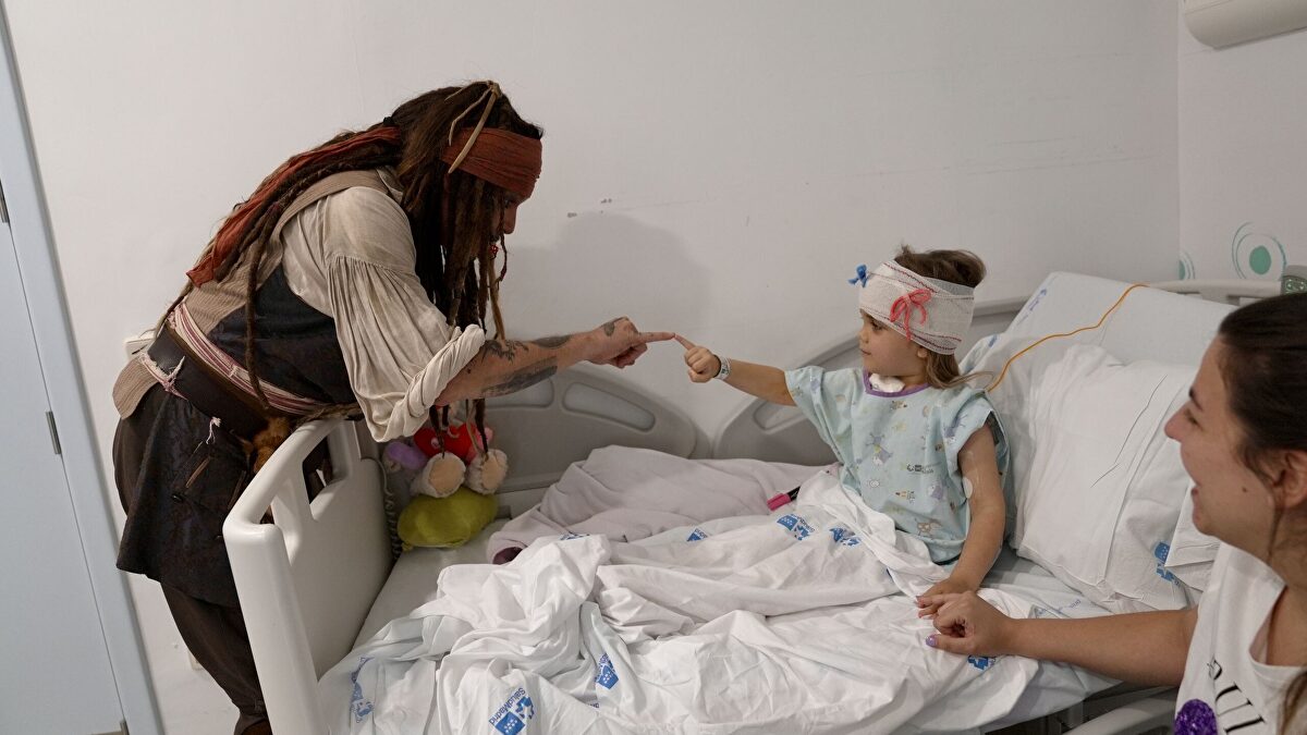 Jack Sparrow desembarca en el Niño Jesús: así fue la visita sorpresa de ...