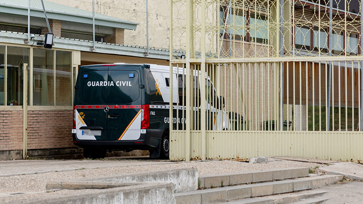 El ingreso en prisión de Cerdán dispara las alarmas en Junts y ERC por ...