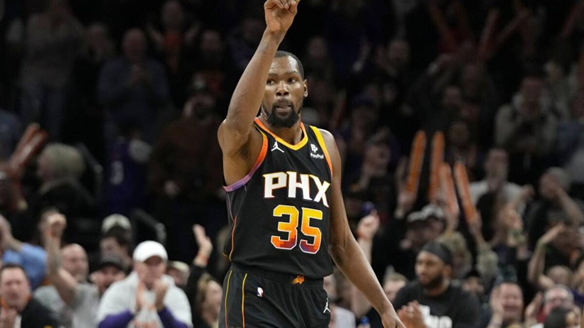 Mercado NBA 2025: los bombazos de Hayes‑Davis en Suns y Micic