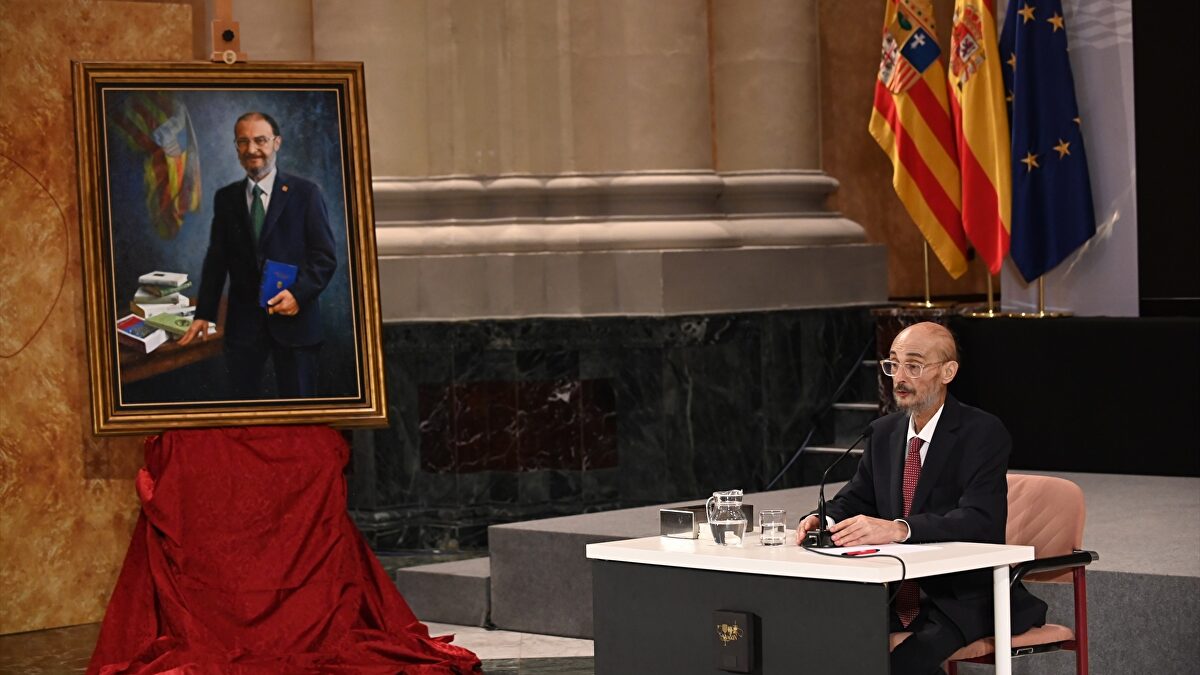 Lambán: "En este momento, y me duele decirlo, pensar en el sucesor de ...