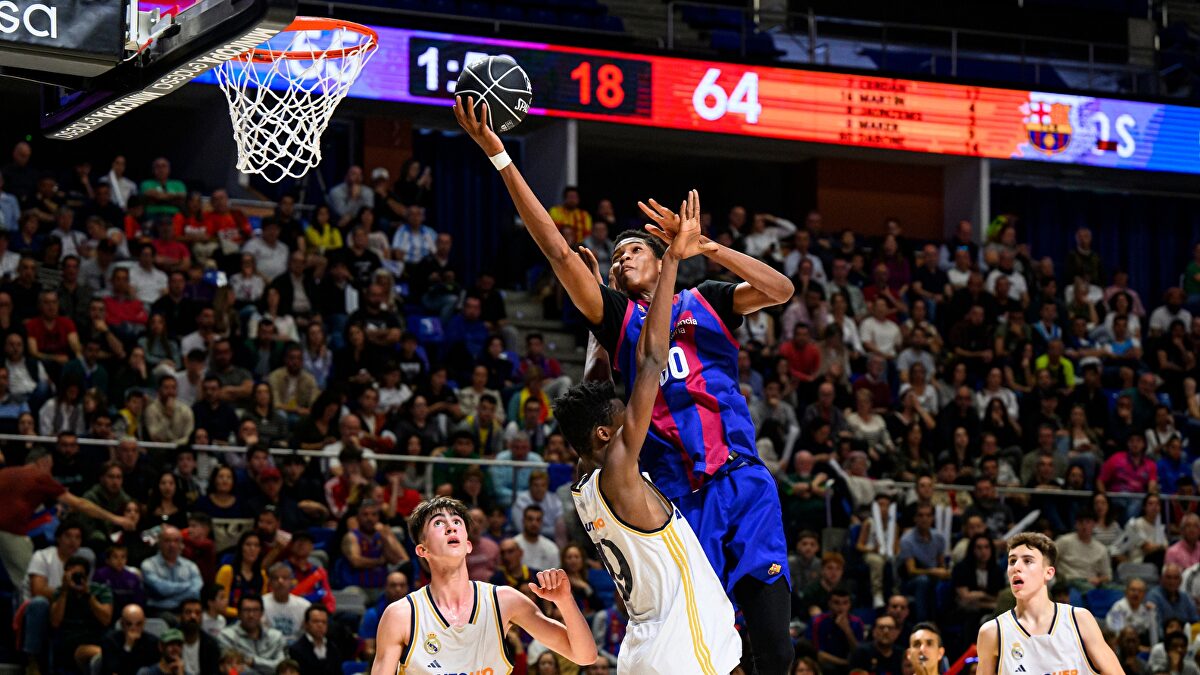 Mohamed Dabone, el pívot de 2,10 metros y 13 años que juega en el Barça ...