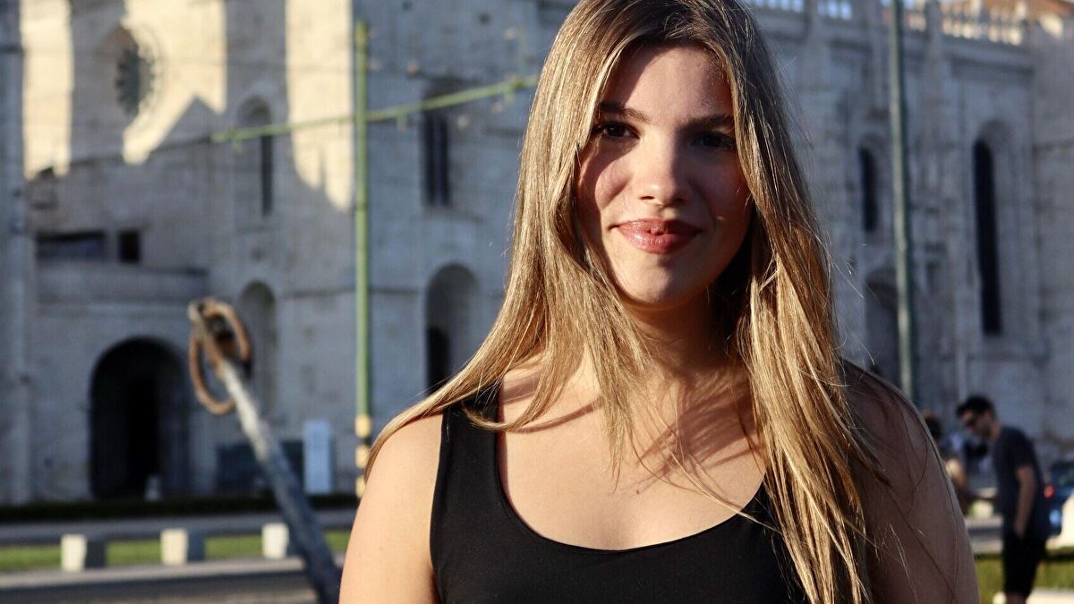 Primeras imágenes oficiales de la Infanta Sofía en el inicio del curso universitario en Lisboa ...