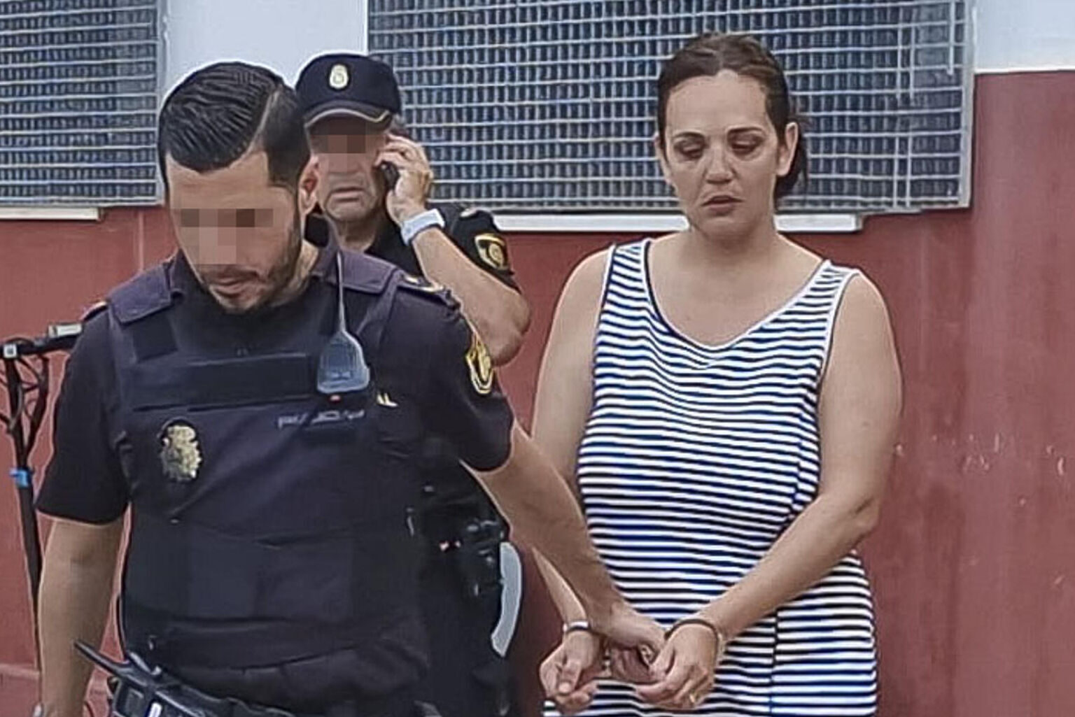 Envían a prisión a los padres de un bebé de nueve meses hallado muerto en Ceuta - Libertad Digital