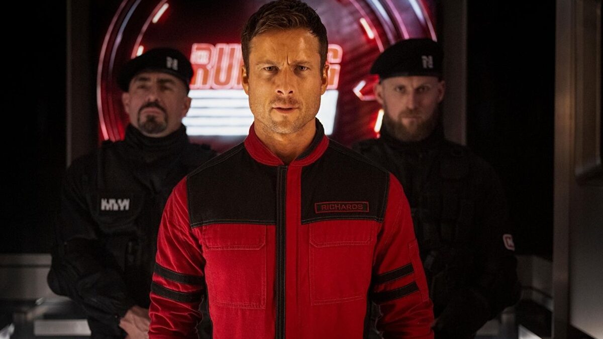 Crítica de la película 'The Running Man' (2025) con Glen Powell