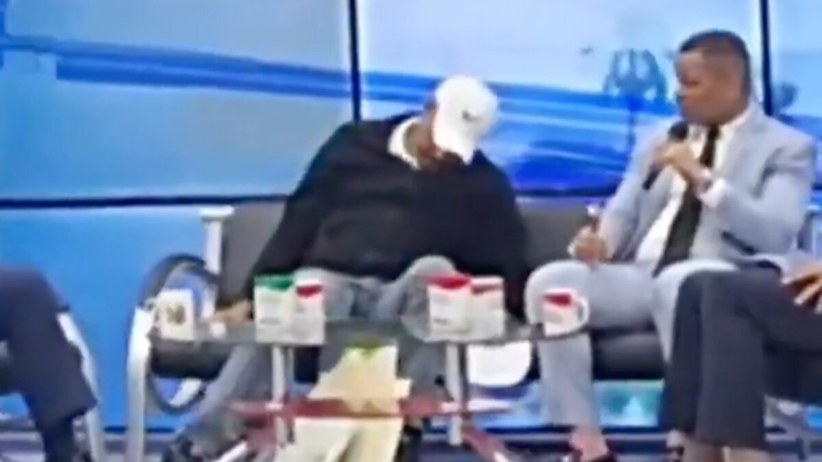 Muere en directo el comunicador Mario Ureña durante un programa de ...