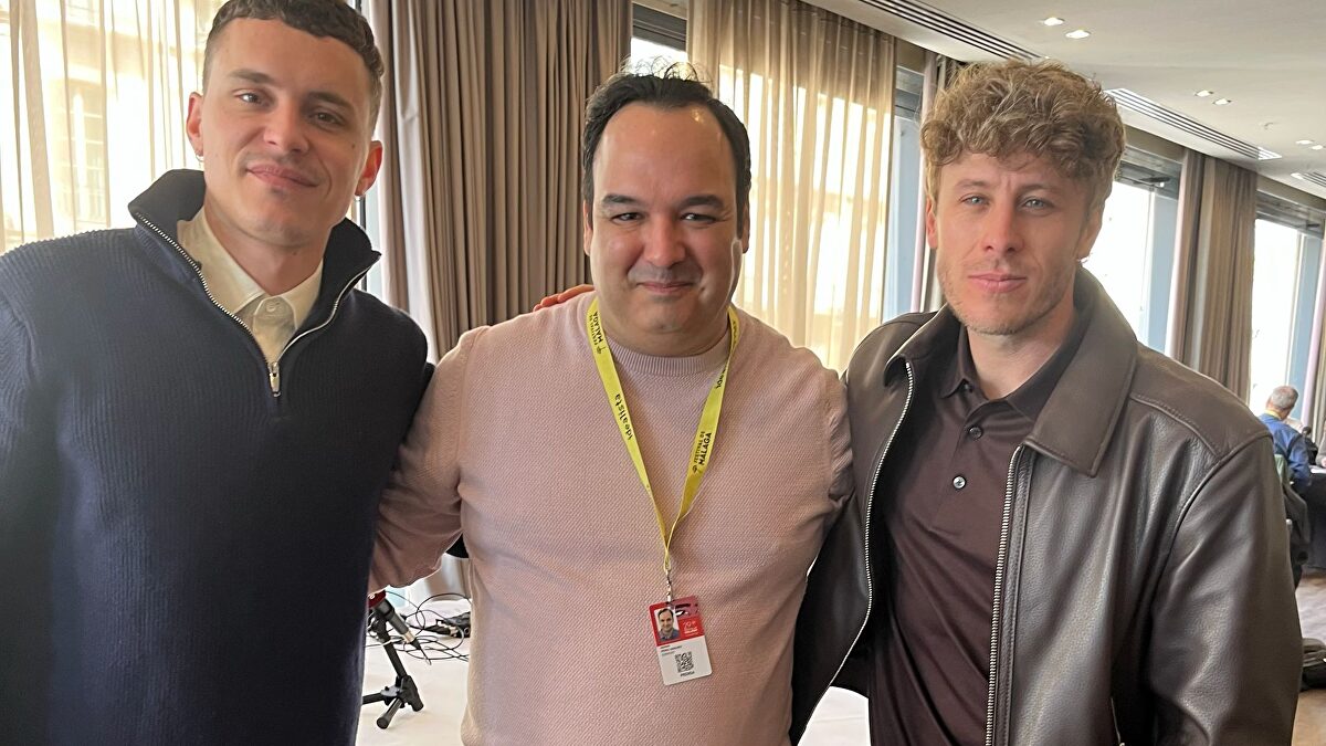 Entrevista a Arón Piper y Luc Knowles por 'Hugo 24': "No somos dos ...