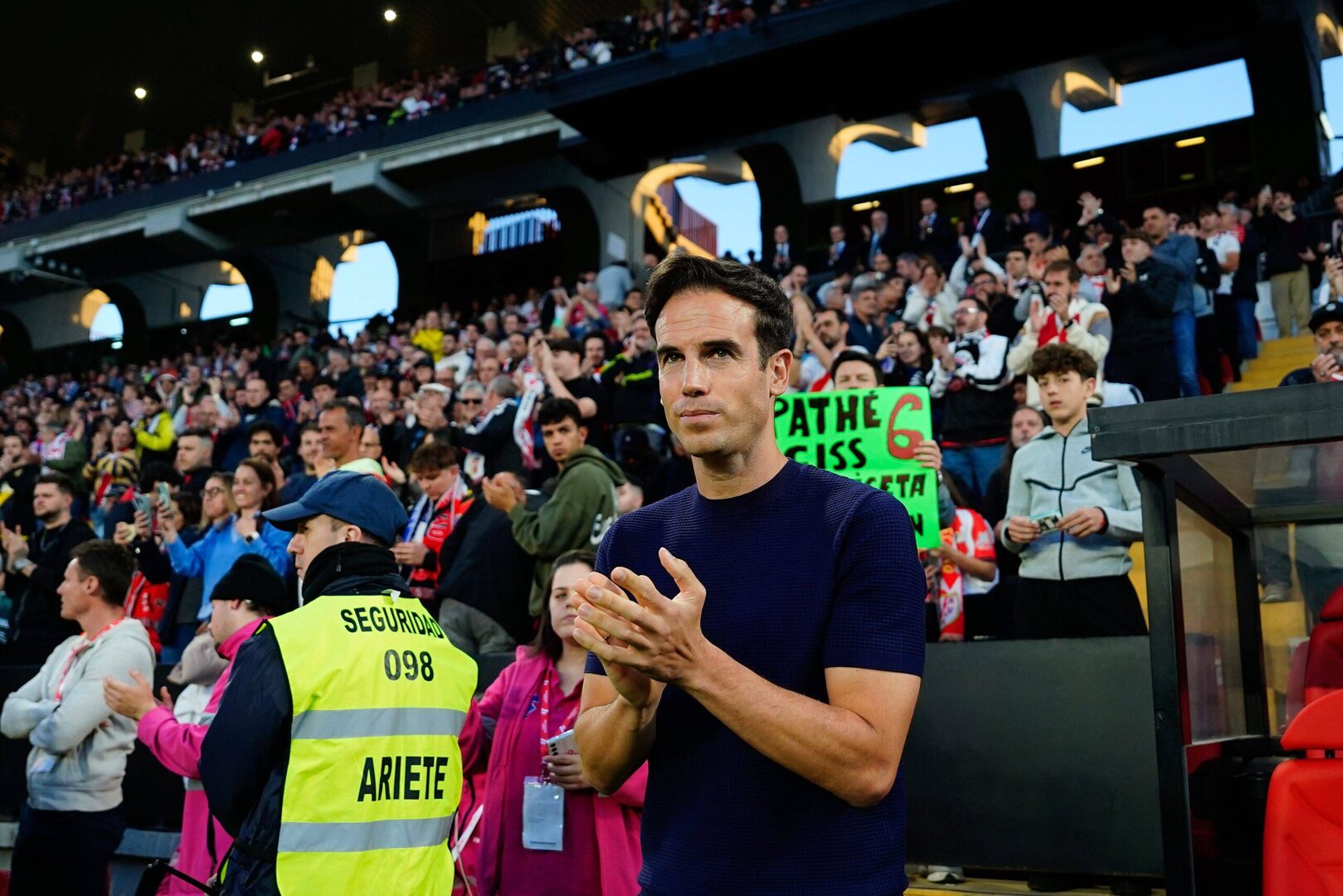 El Villarreal apuesta por la juventud de Íñigo Pérez para relevar a ...