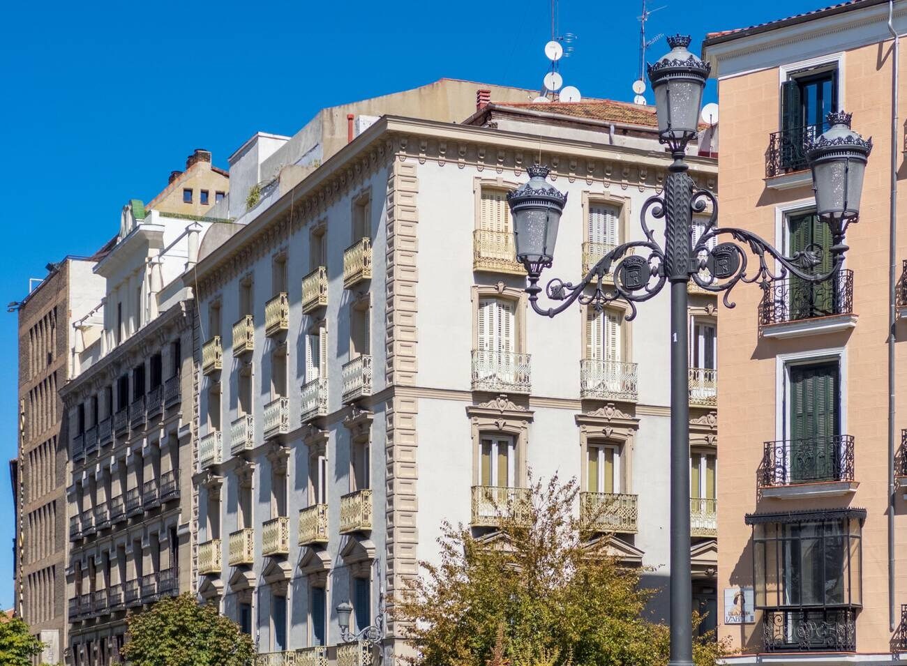 El Banco de España agrava el desfase inmobiliario: ya faltan 750.000 ...