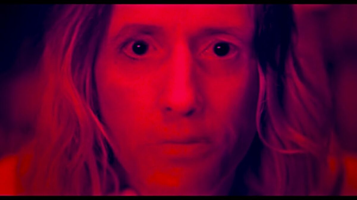 Tráiler oficial de la película: 'Mandy' - Libertad Digital - Cultura